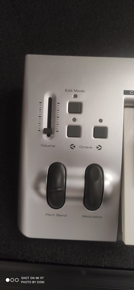 Musiqa bastakorlari uchun USB keyboard M AUDIO