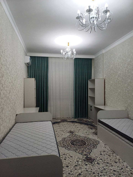 3/6/10, М.Улугбекский, ул. Сайрам (Буз-базар). метро М.Горький