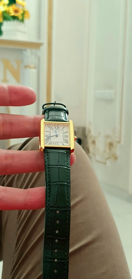 Cartier Tank янги
