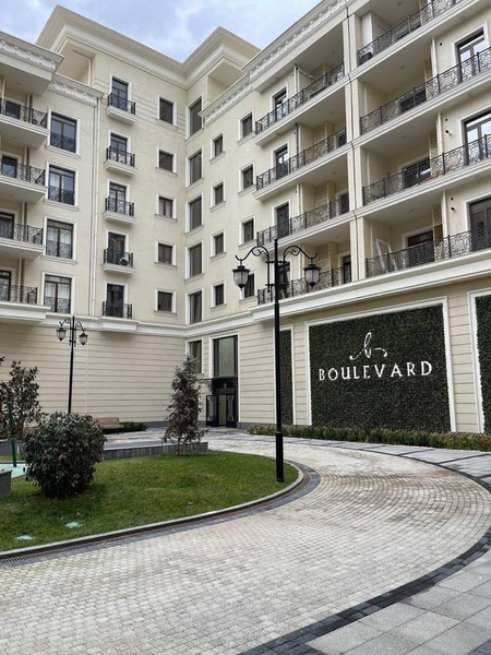 Продается квартира \\nTashkent city  \\nЖК Boulevard 50 кВ