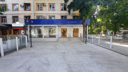СРОЧНО Аренда В Центре Под Кафе/Пекарня/Шоурум/Офис 320м2 Вдоль Дороги