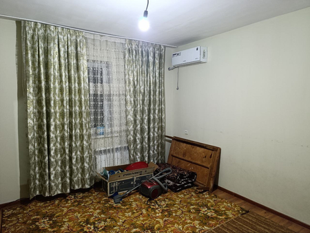 Продаётся квартиру Спутник 16 а