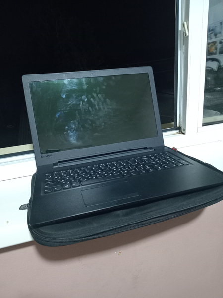 Обмен ноутбук LENOVO в отличном состоянии