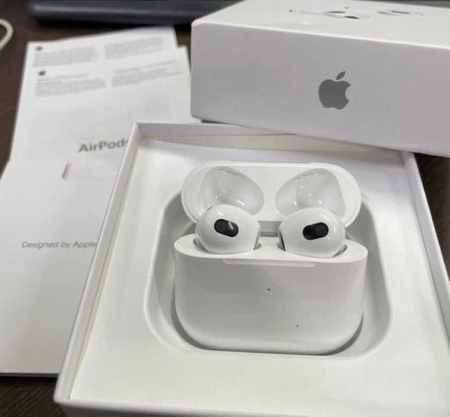 Air pods 2/1  , 3 , pro 2 100% orginal!