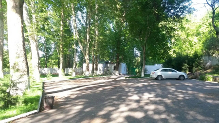 Продам 1 Гектар Роща Чинар в Чирчике под Дом Жилой Комплекс Клиника Па