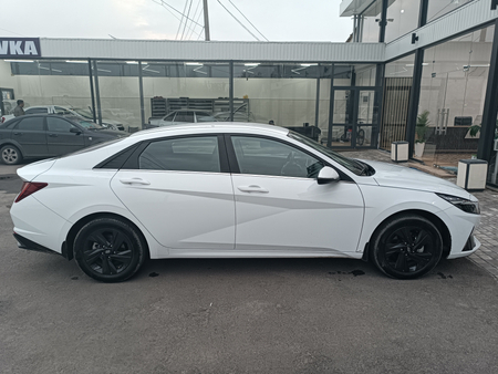 Hyundai Elantra авто кредит