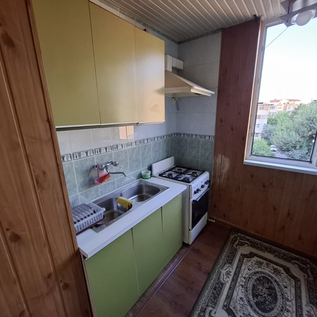 Продажа 2в3/7/9 на Юнусабад-17, (64 кв м)3 хонали сотилади
