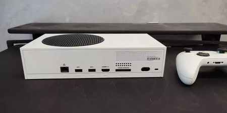 Xbox series S Отлтиное состояние