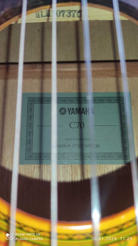 Классическая гитара YAMAHA-C70