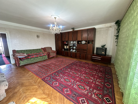 Дружба Сой кафе 4-х комнат 108м2 Центр Метро
