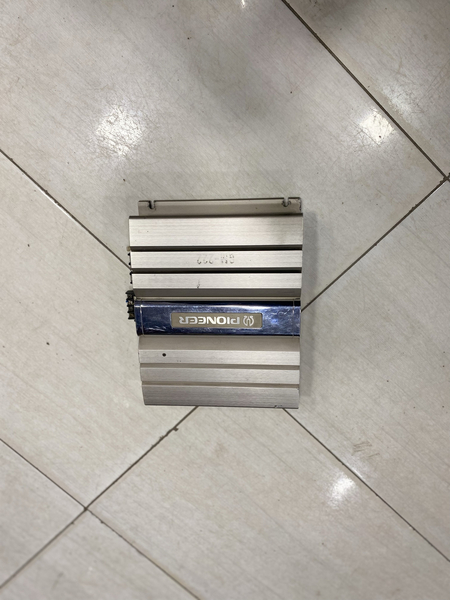Pioneer uselitel Пионер уселитель