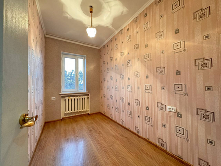 Продается 3/6/9 квартира на Сергели-2.