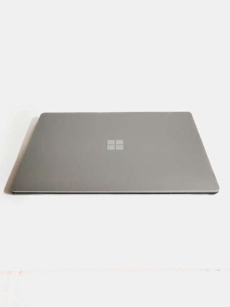 Microsoft surface laptop 5