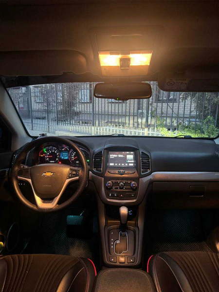 Chevrolet captiva 4
