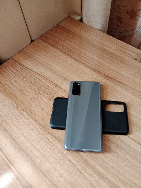 Samsung S 20 koreyskiy
