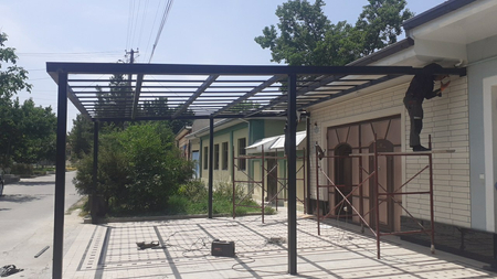 Sifatli temir darvoza va panjaralar