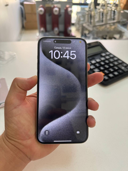 Iphone 15 pro max white
