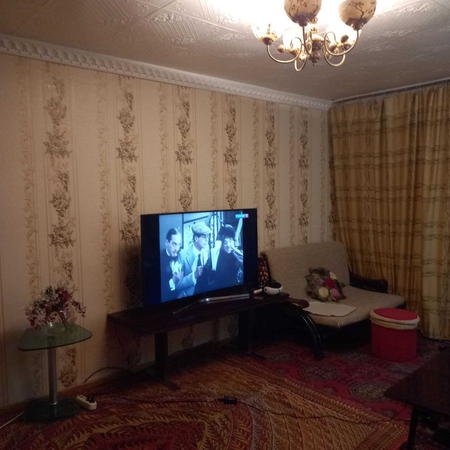 Срочно продажа своей 2-х  комнатной квартире  (2/2/2) на Бектимире