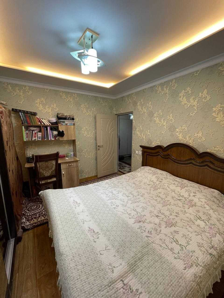 Uy sotiladi. Srochniy. Makler emasman. O'zimniki.