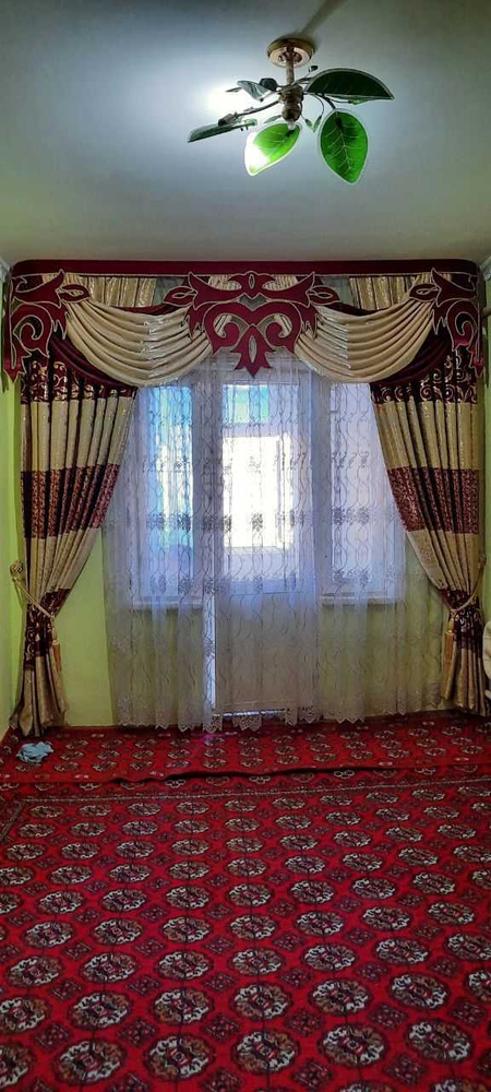 Урганч шахар 4-даха 3 каватда 3 хонали 70кв квартира солитади