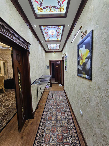 4 xonali 118m² 3-qavat uy sotiladi