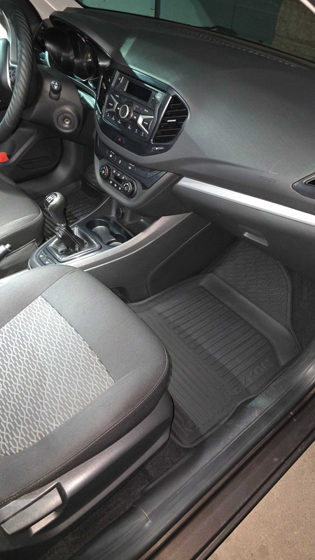 Купить Lada Vesta