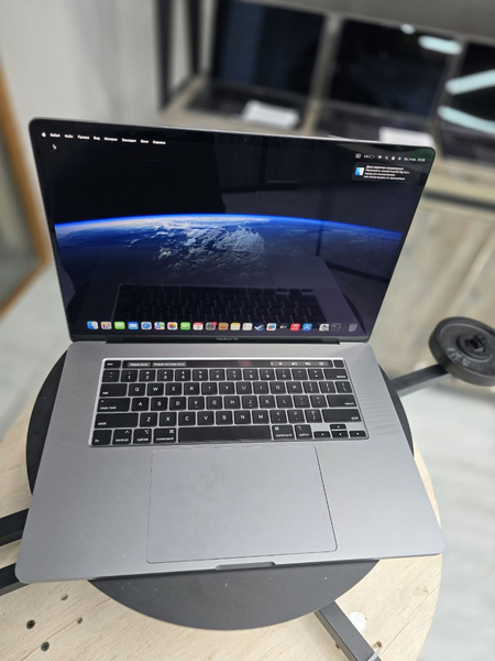 MacBook A2141 16