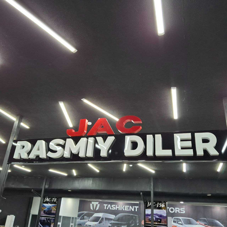 JAC M3 9 kishilik 19.400$ endi arzonlashdi