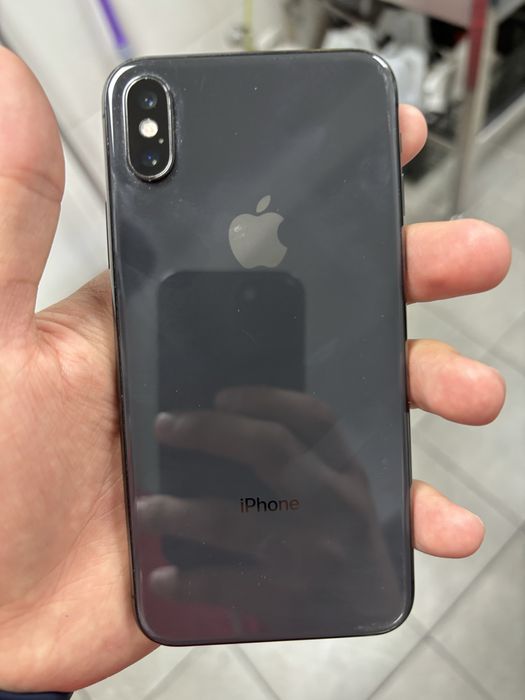 Iphone X в хорошем состоянии