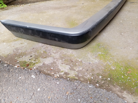 Bmw E30 restail bamer sotiladi