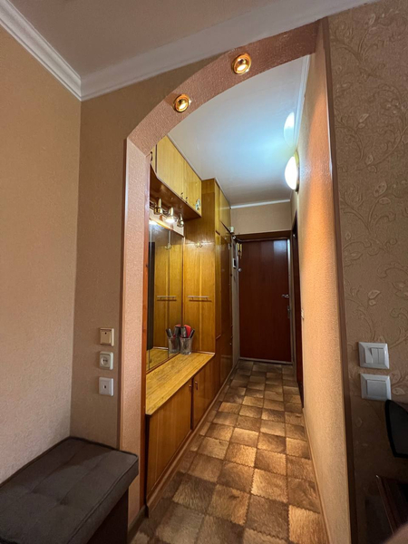 Новостройка Махтумкули 1/1/7 Кирпич 40м2 44000$