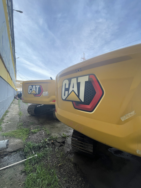Экскаватор Cat 330GC-2,12 м3