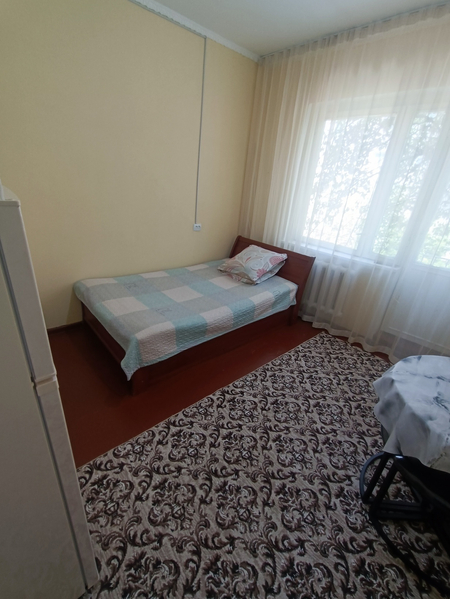 ПОДСЕЛЕНИЕ аренда СЕРГЕЛИ 1. Комната 18 м2 для двух человек. 150у.е