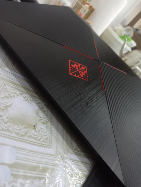 Lenova legion Y520 gtx 1050 i5 16 ozu ssd hdd