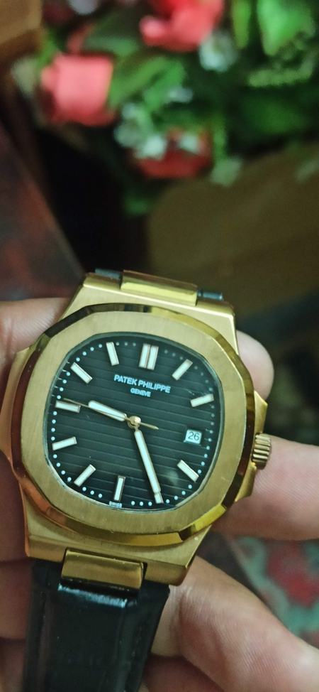 Бренд: Patek Philippe

Материал корпуса: Сталь

Размер корпуса: 40мм