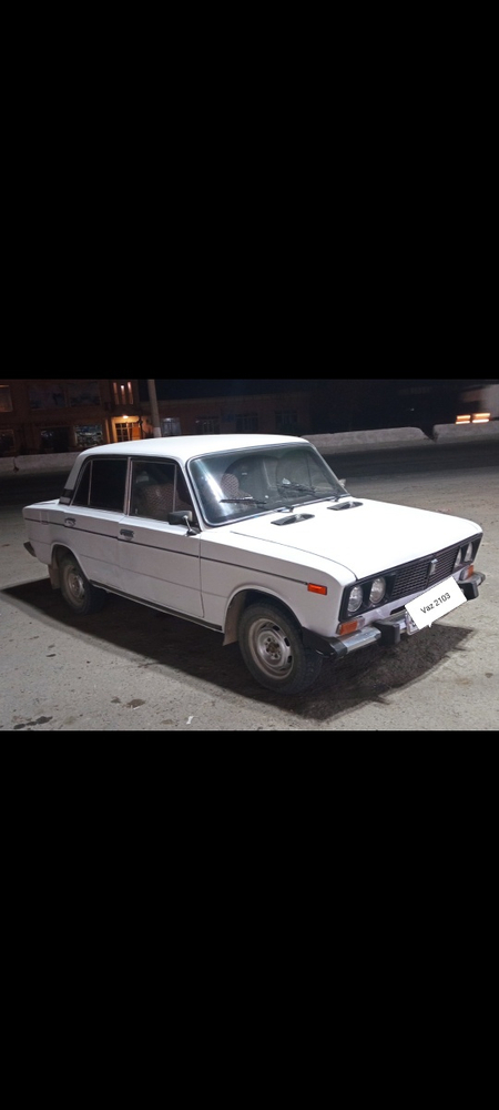 Vaz 2103 sotiladi