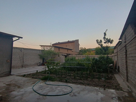 Uy sotiladi Sergeli tumani Honobod mahallasi