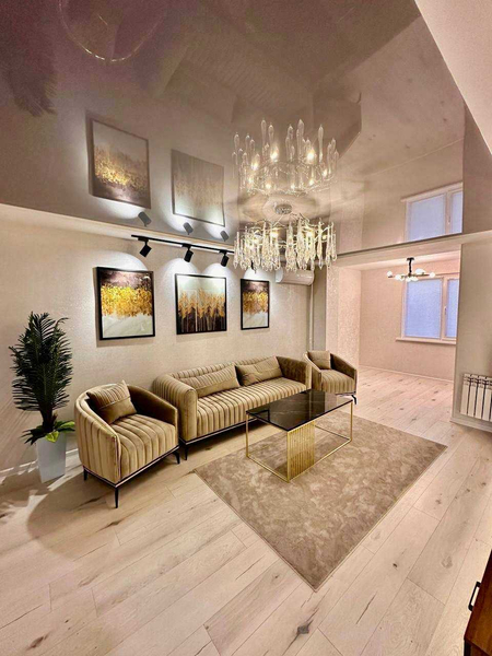 Бобура 2/3/4 высокопотолочка, Luxury, парк Бобура