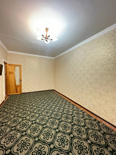 Продаётся Чиланзар 20  2*3/1/4 балкон 1.5 *6