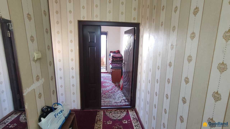 Срочно! Продается квартира 1 комнатная Юнусабад 19 квартал!  (J 1635 )