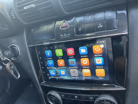 W -203 штатный магнитолы от Mercedes поддержкой USB Bluetooth Wi-Fi