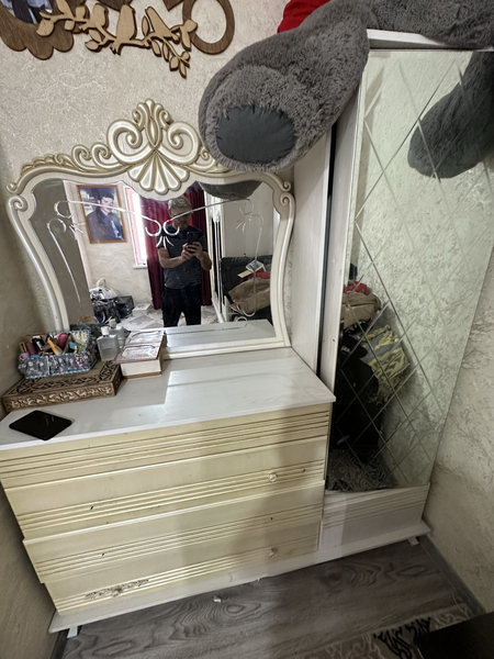 spalni mebel tez va arzon sotiladi