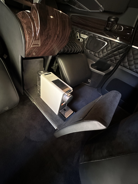 Mercedes V250 бензин год 2020