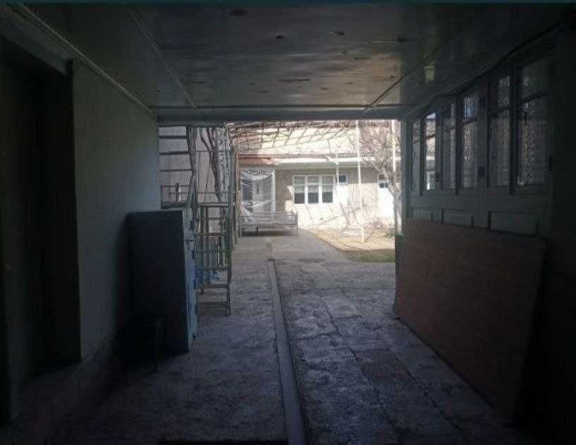 Срочно Шофайз махаллада уй сотилади.