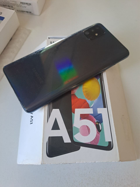 Galaxy a51 sotiladi 128/6 holat alo