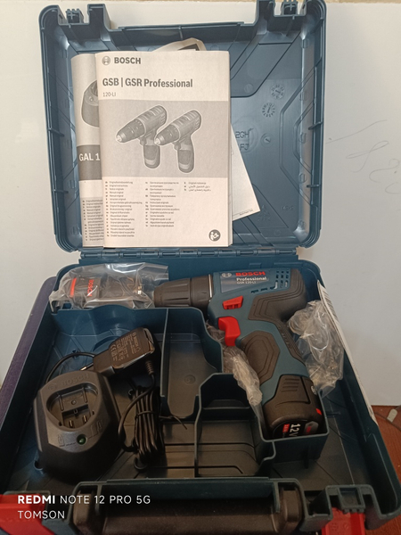 Шуруповерт ударный Bosch GSB 120 LI Professional