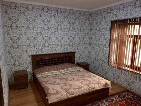 Чарвак, Продаётся дача 5 соток,4 комнаты.