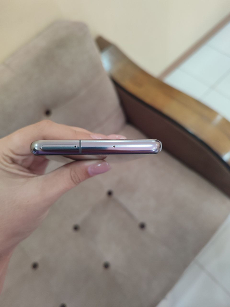 Samsung  GalaxsyS10+