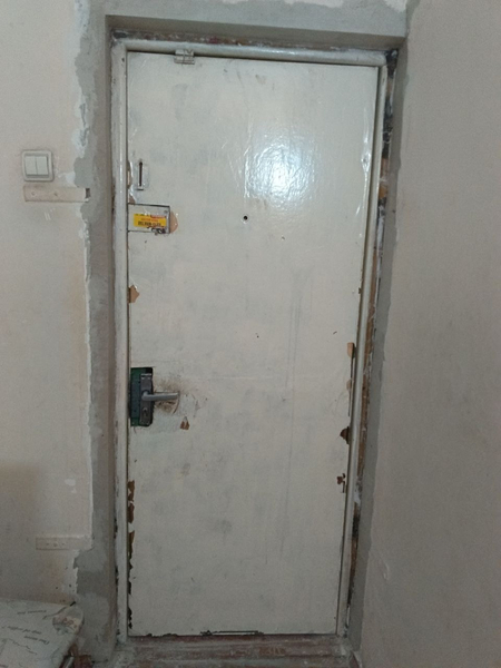 Temirdan yasalgan eshik sotiladi. Sergeli 4 kvartalda.