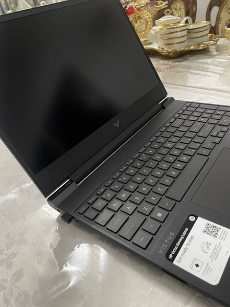 HP Victus Core i5